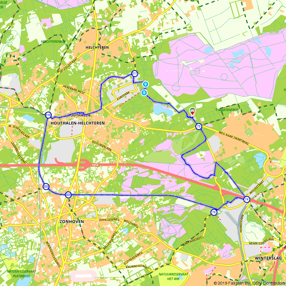 1274111 Rolling heathland landscapes and wooded paths in De Wijers