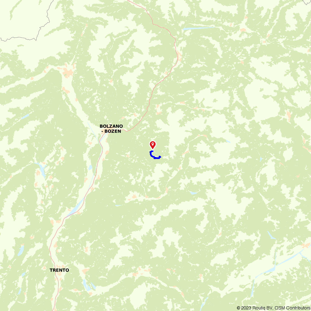 3914045 Lake Carezza