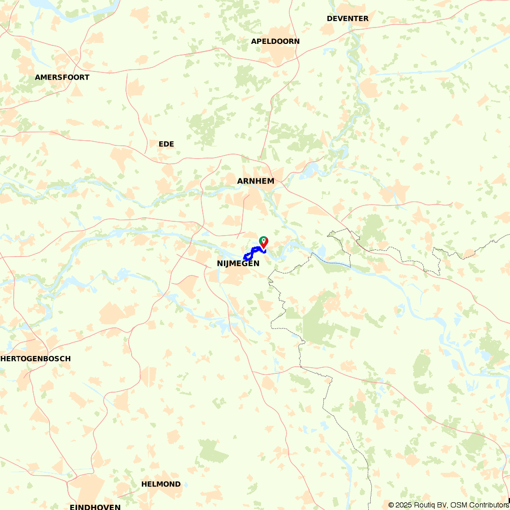 998302 Nijmegen along river and polder landscape